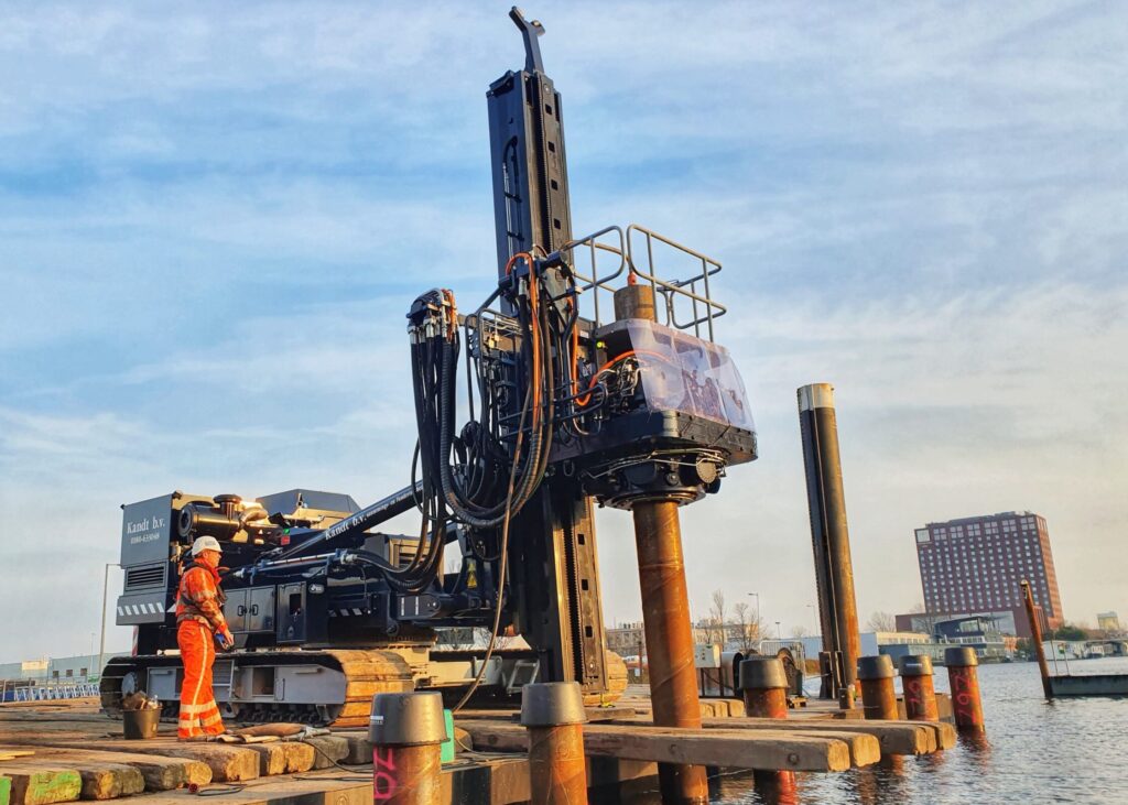 Compact rigs Archives - Fundex Equipment